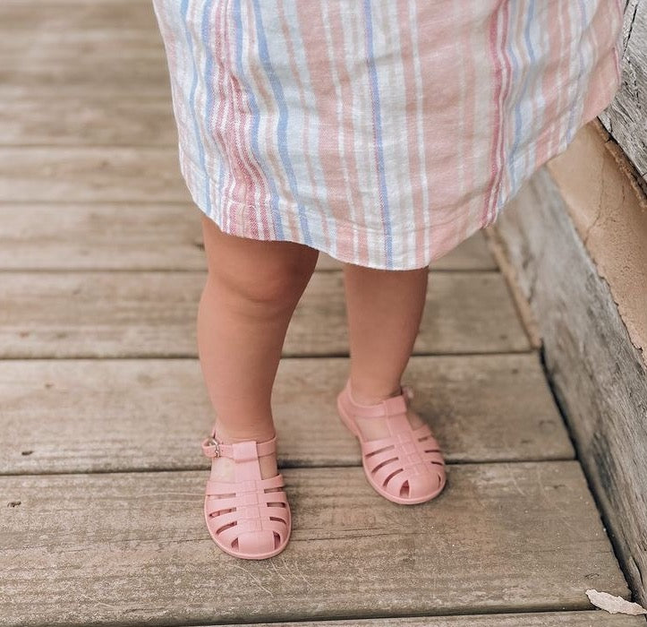 Girls – Shooshoos SA